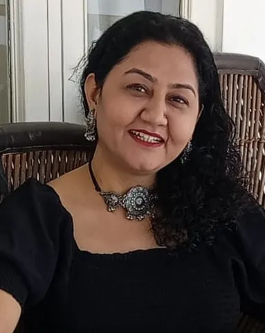 Meet Dr. Ruchika - Author and Medical Content Reviewer